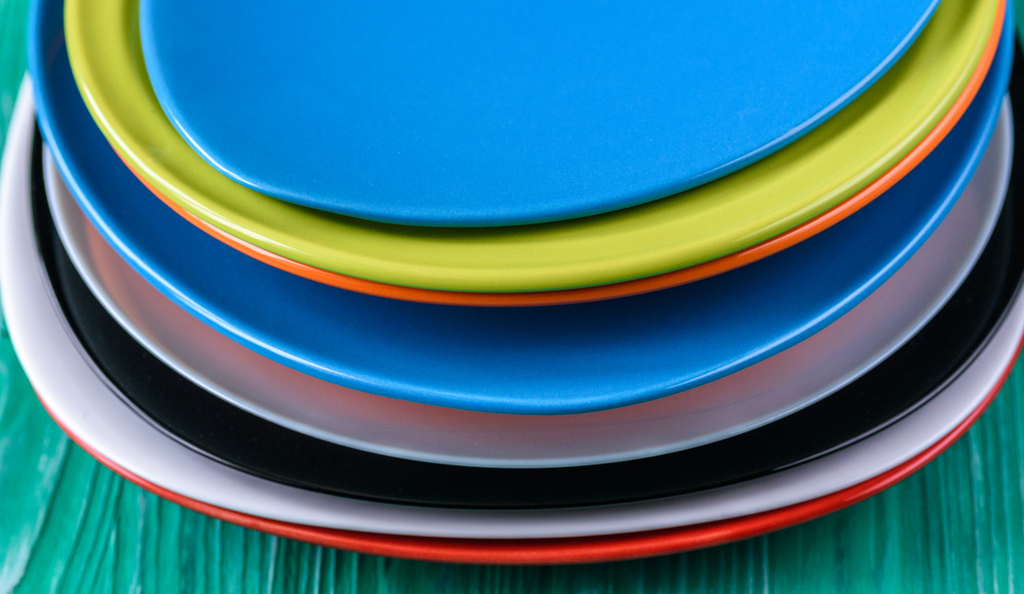 Melamine Dinnerware Is Perfect for Year-Round Use! – zak.com